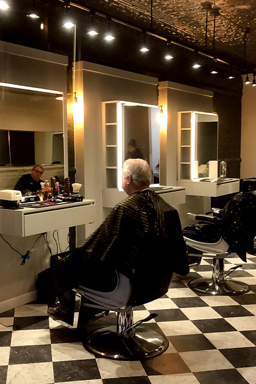 Dinos Barbershop - Where Style Meets Tradition